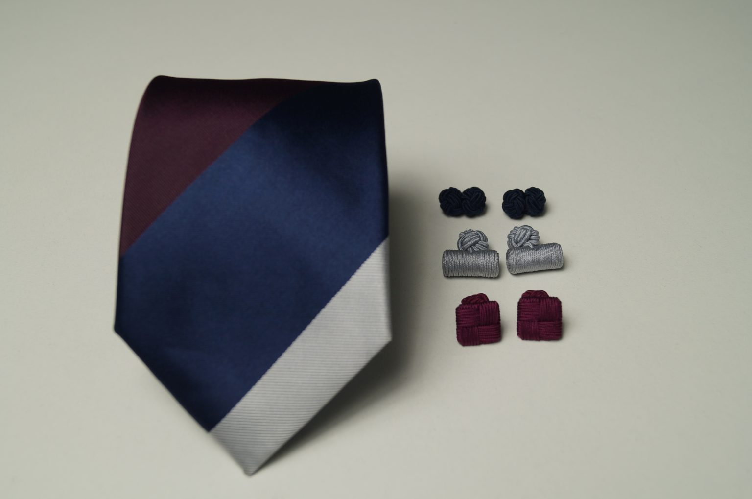 Corbatas Matizzio, color azul, guinda y plomo plata , 135 - Pima